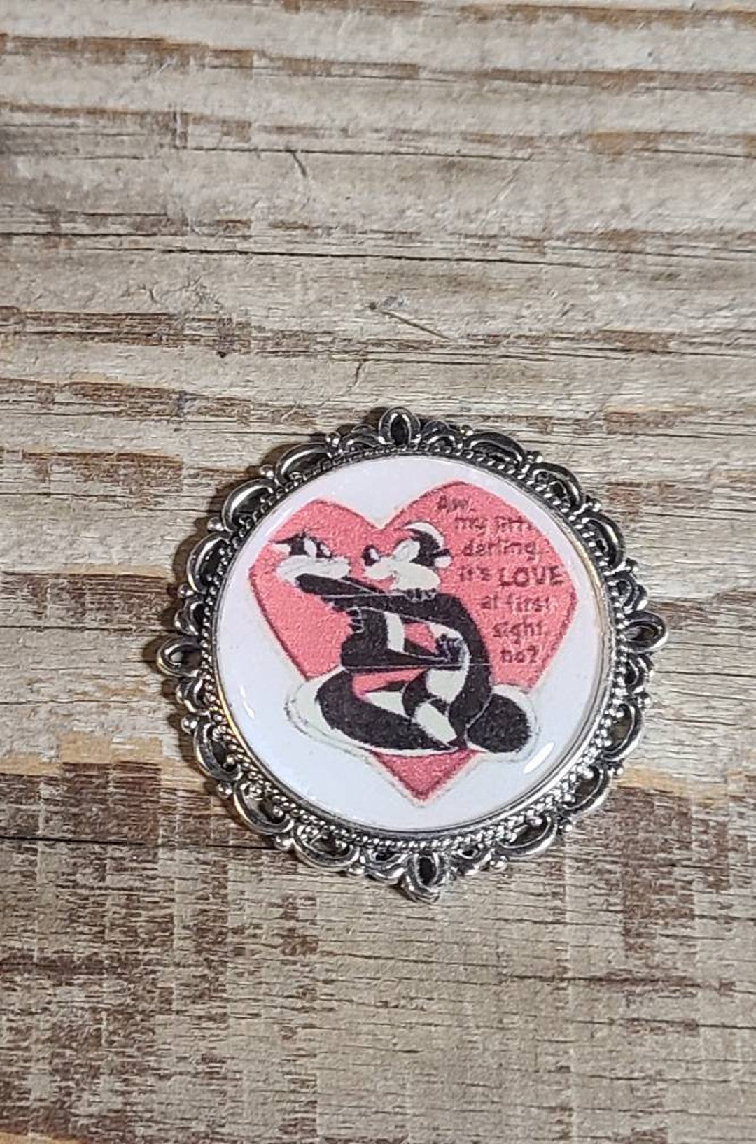 Pepe Lepew Pin - Etsy