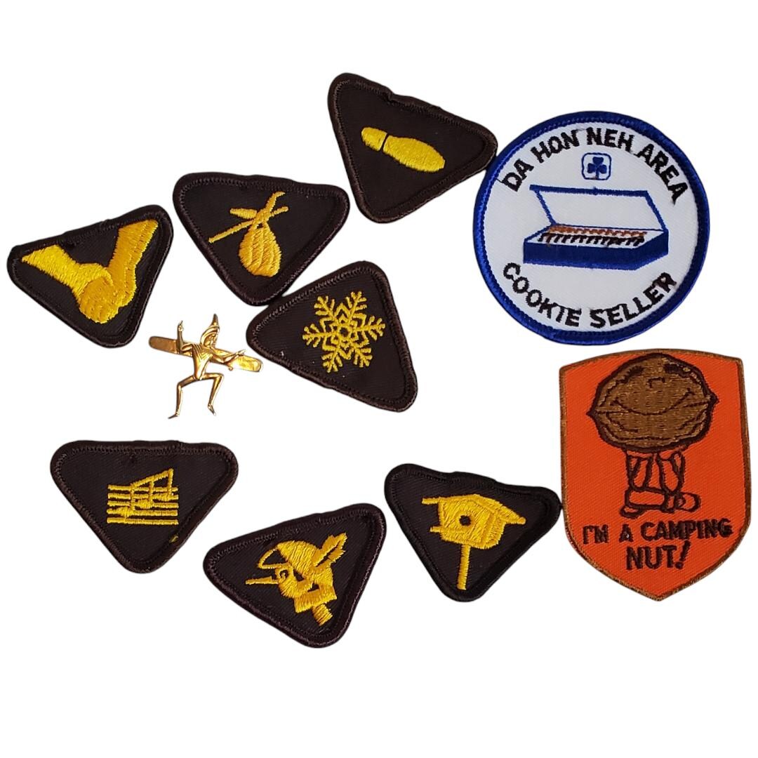 Vintage Brownie Badges & Gold Pixie Pin – 1989-1990 - Etsy