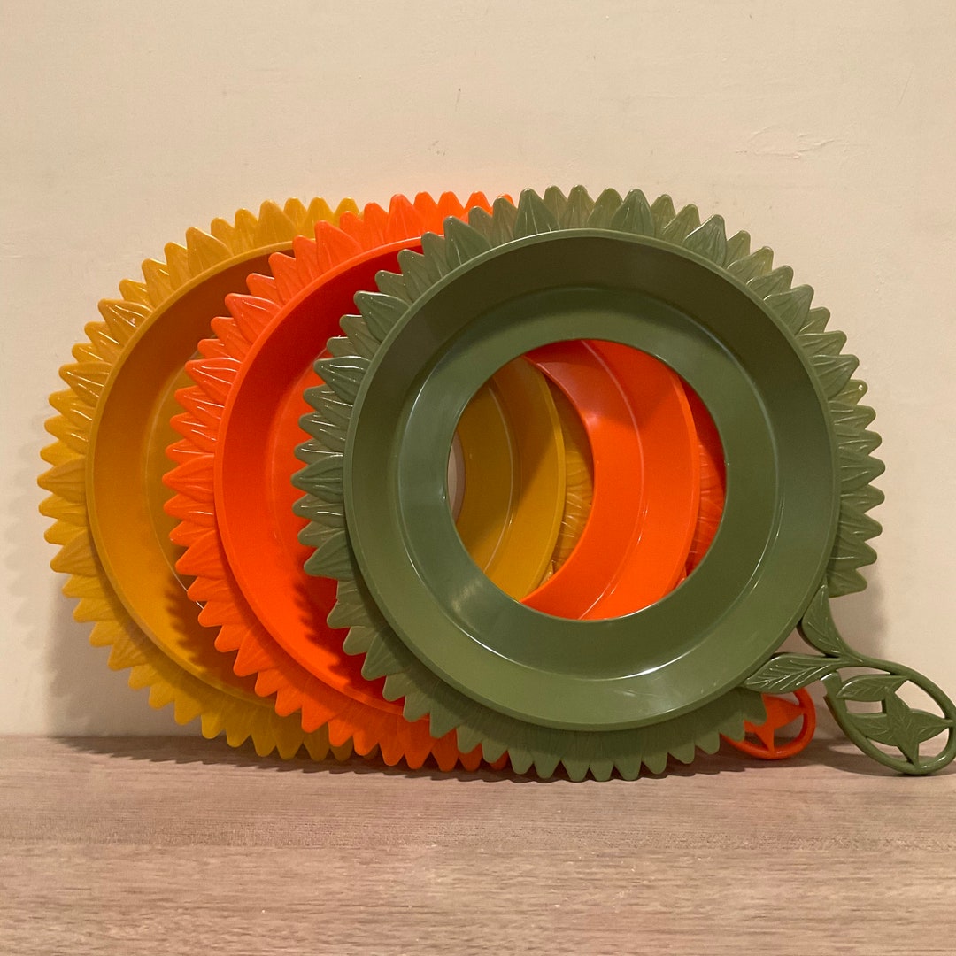 Vintage Plate-mate Paper Plate Holders: Avocado, Orange & Gold - Set of ...