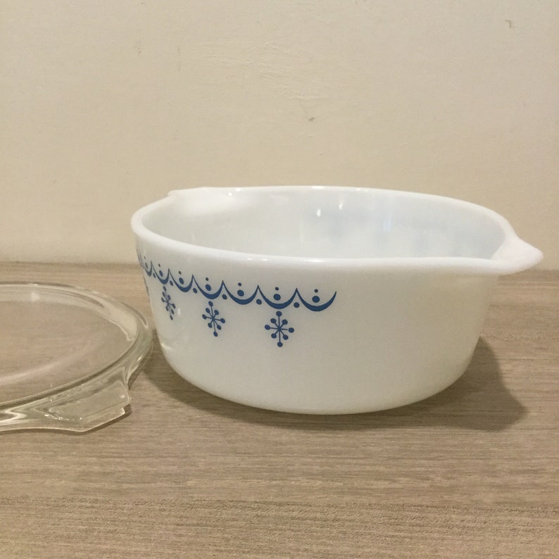 Vintage 1970s Snowflake Garland Pyrex With Lid White - Etsy