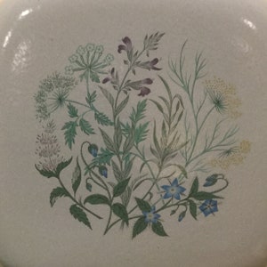 Vintage Enameled Cast Iron Dutch Oven in Gray With Wildflower Motif ...