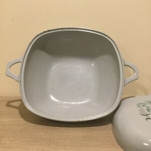 Vintage Enameled Cast Iron Dutch Oven in Gray With Wildflower Motif ...