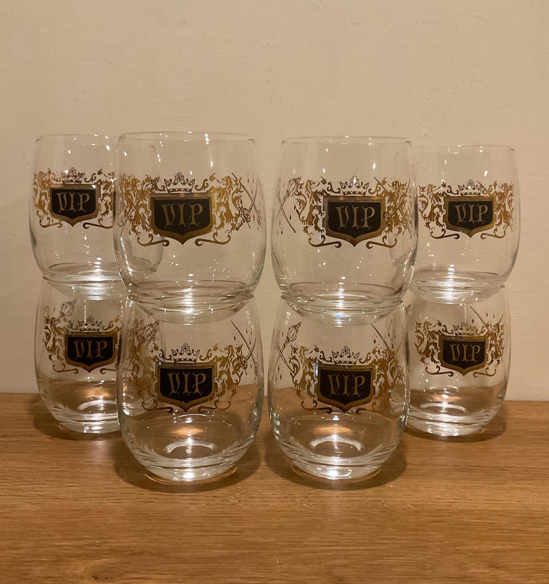 Vintage VIP Stemless Wine Glasses: Black & Gold Coat of Arms, Set of 8 ...