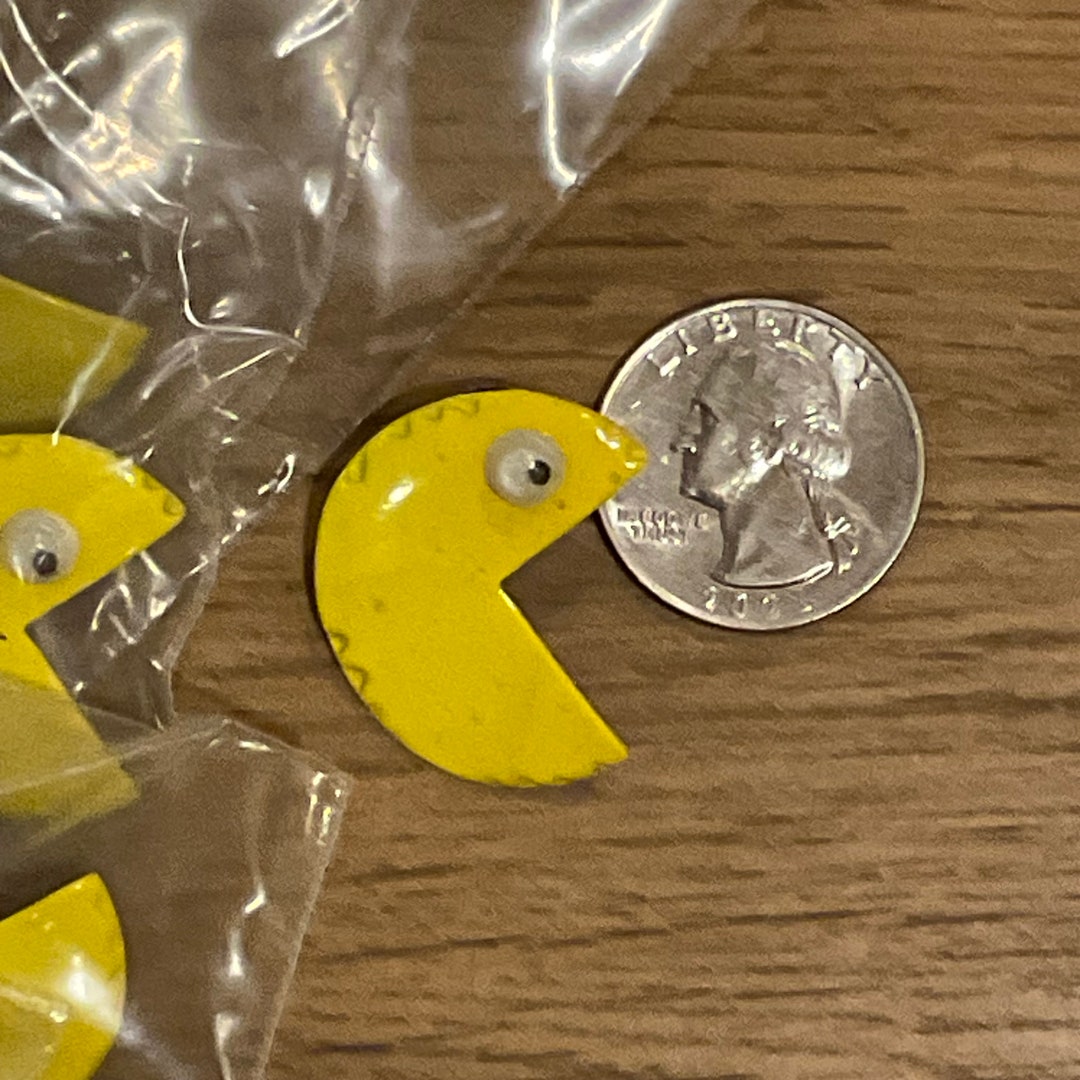 Vintage Yellow Enameled PAC MAN Pin With Googly Eye 1980s Video Game ...