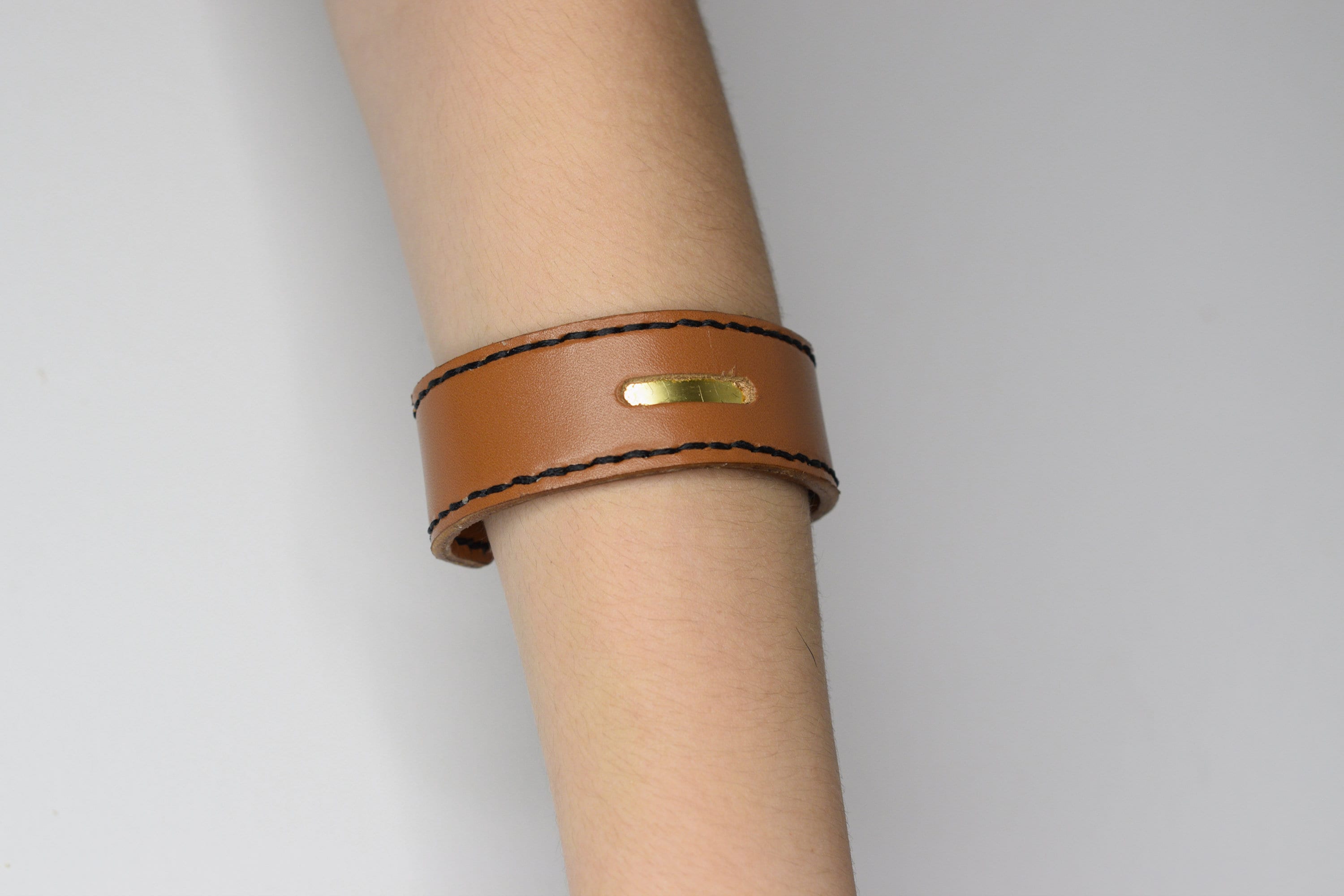 Adult Women's Leather Adjustable Bracelet - Etsy.de