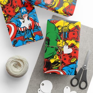 MARVEL SUPERHEROES Birthday Wrapping Paper Gift Idea Comic Book Special ...