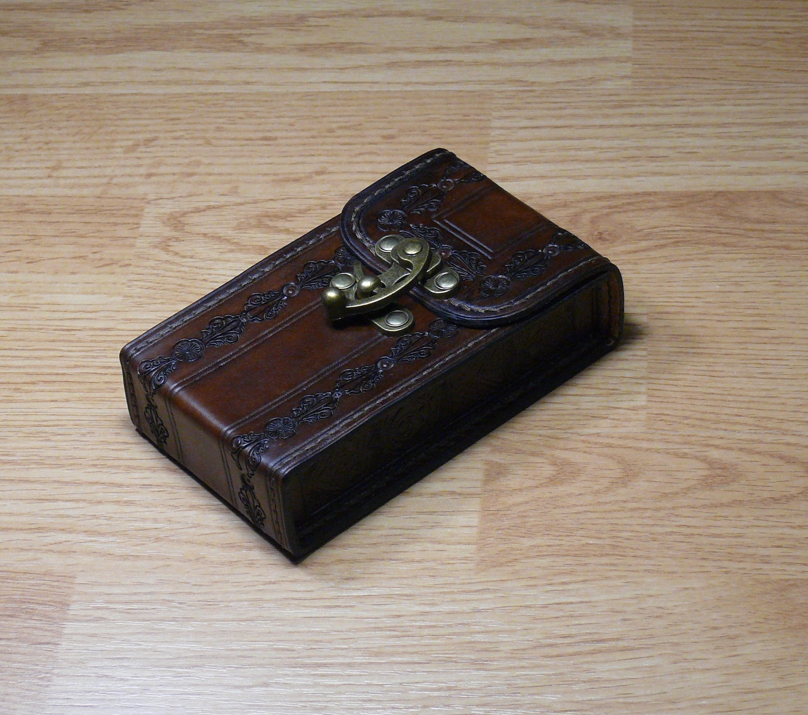Tarot Deck Box tracery brown tarot Leather Box tarot Deck | Etsy
