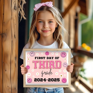 First Day of 3rd Grade Sign, First Day of School Sign, Printable 3rd ...