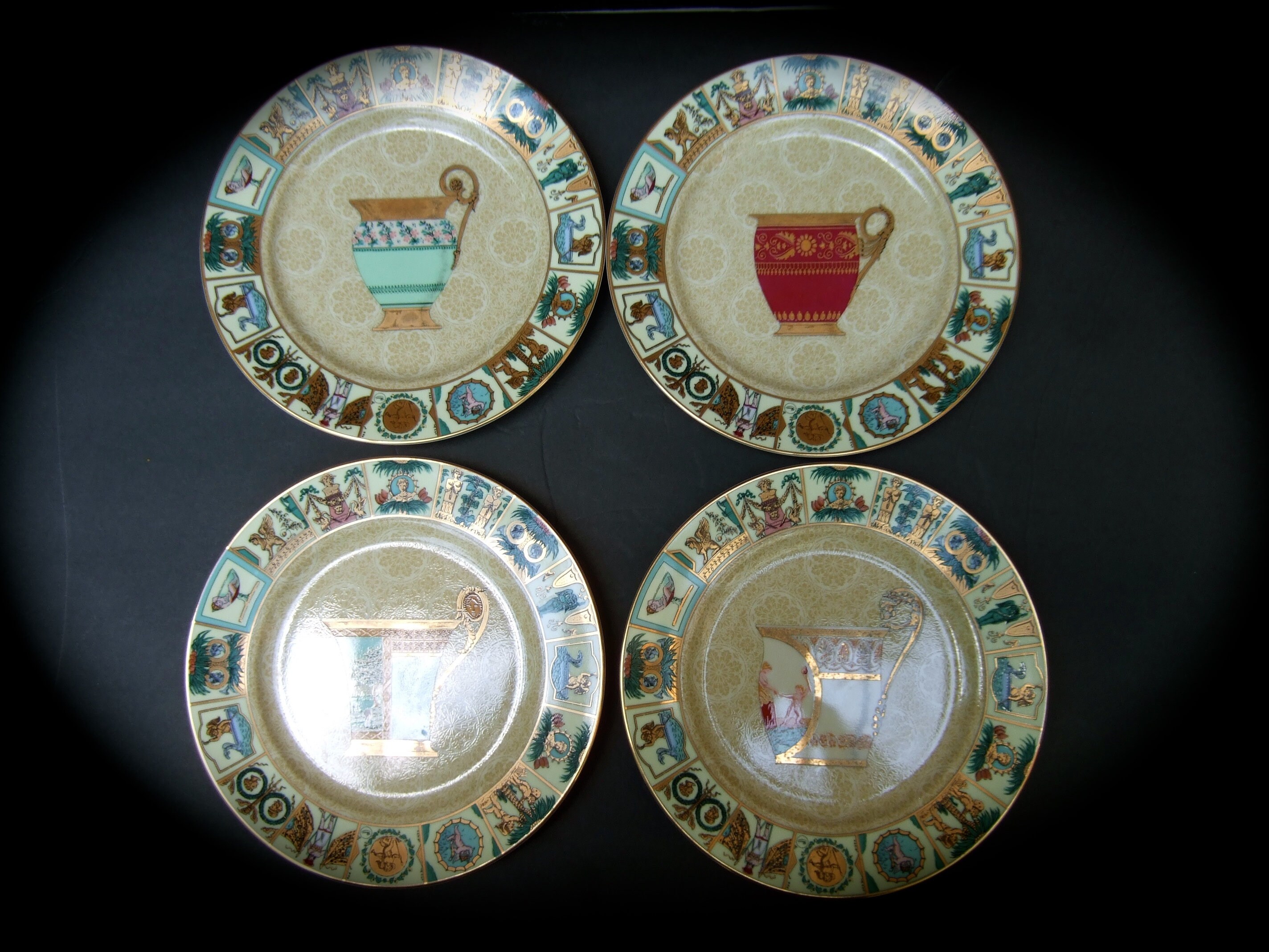 GUCCI Elegant Set of Four Porcelain Ceramic Plates - Etsy