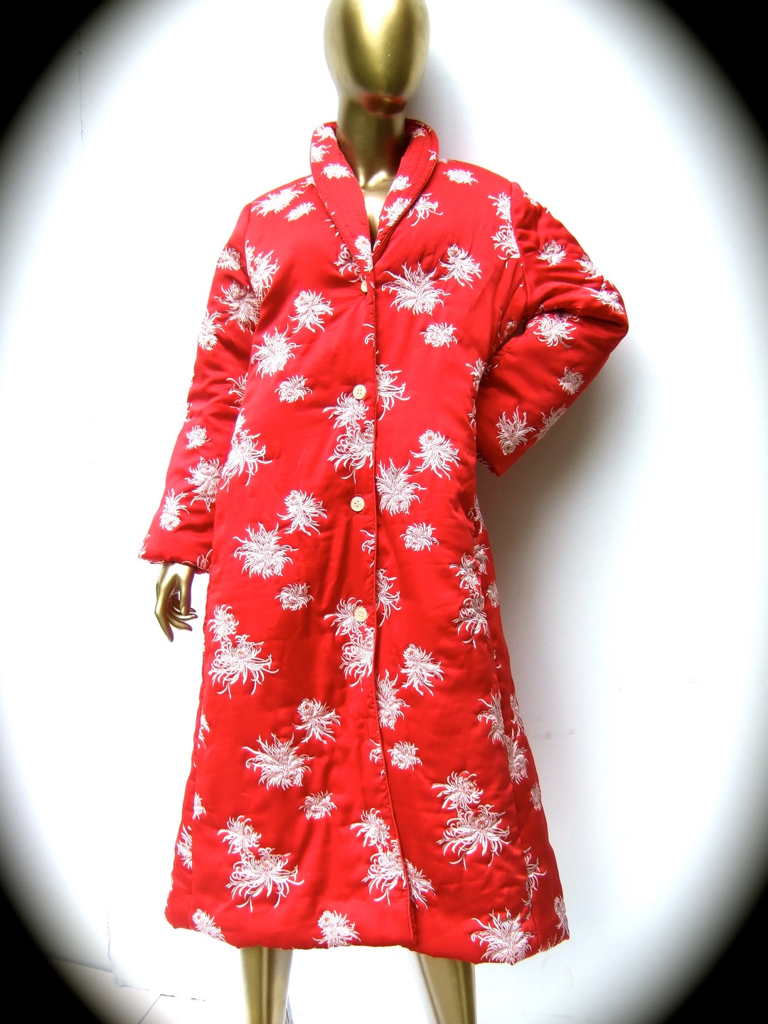 NEIMAN MARCUS Luxurious Scarlet Red & White Floral Satin Acetate ...
