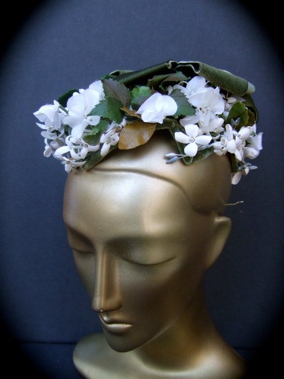 1960s White Flower Green Ribbon Hat designed by Monta… - Gem
