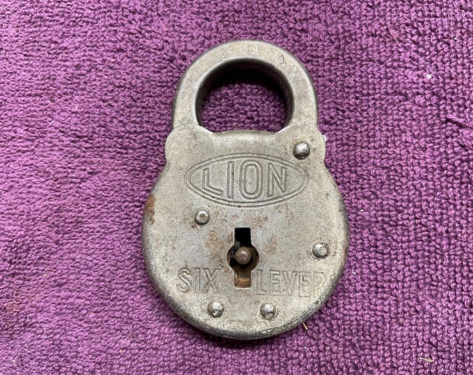 Vintage Lion Six Lever Padlock - Etsy