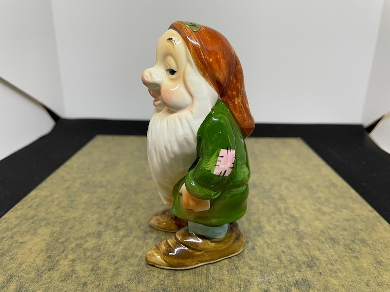 Vintage Walt Disney Dwarf Sleepy Figurine - Etsy