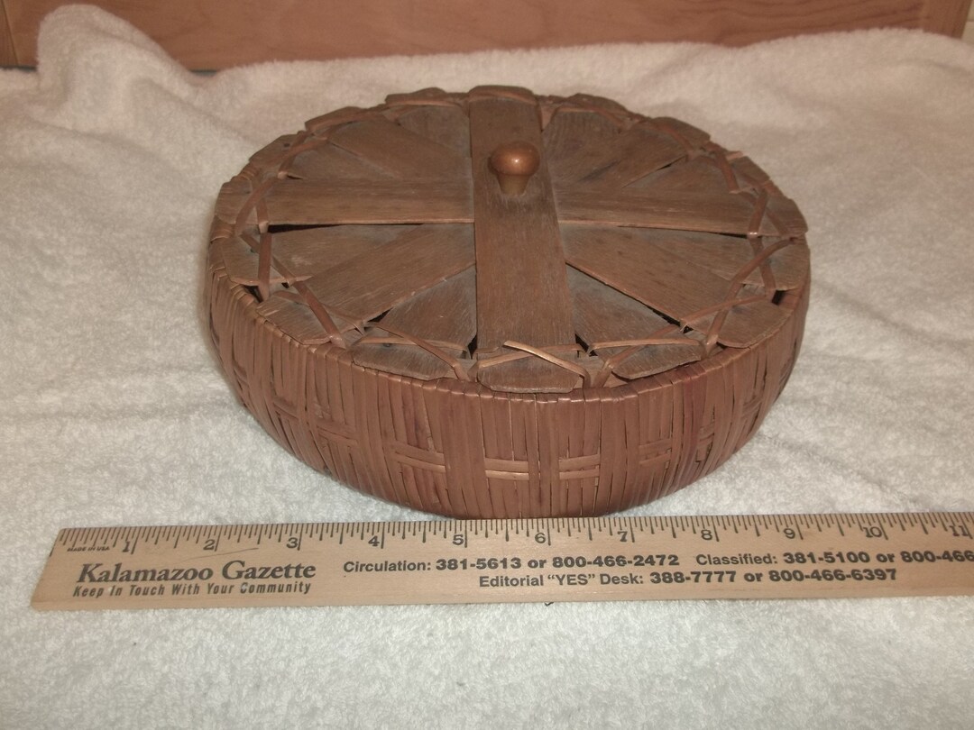 Vintage Wood and Cane Strapping Round Sewing Basket - Etsy