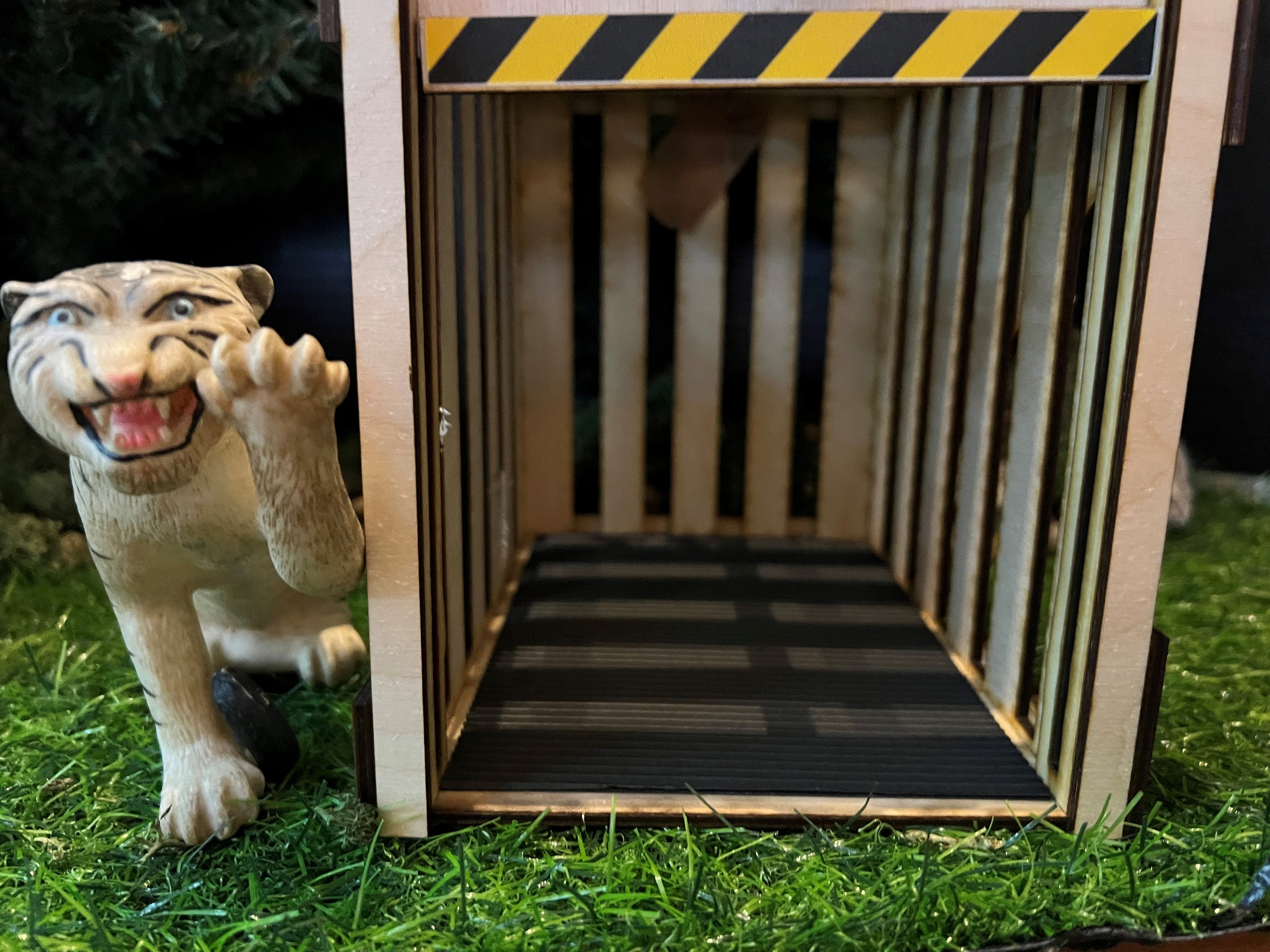 1/6 Scale Wood Tiger / Animal Cage for Action Figures - Etsy