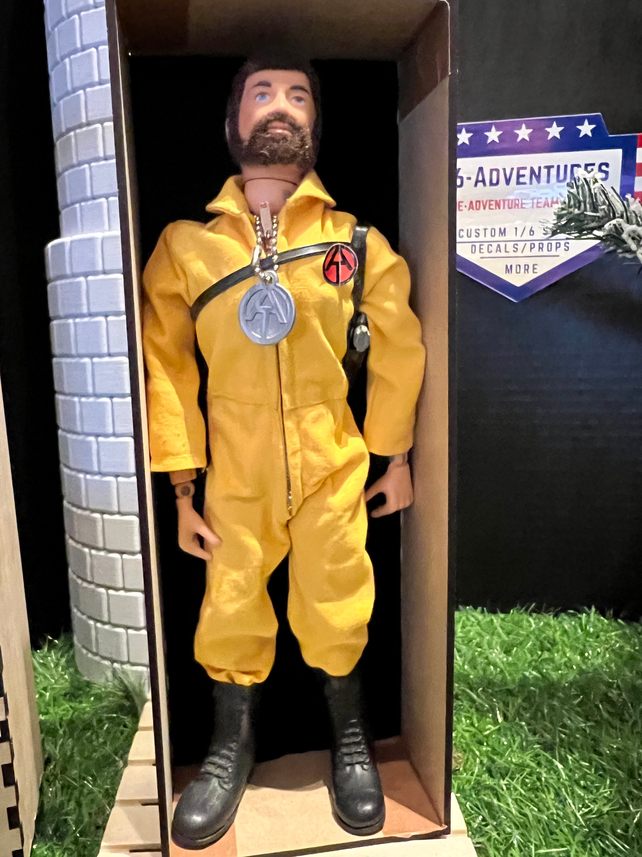 1/6 Scale Gi Joe/adventure Team Themed Figure Coffin Style Storage ...