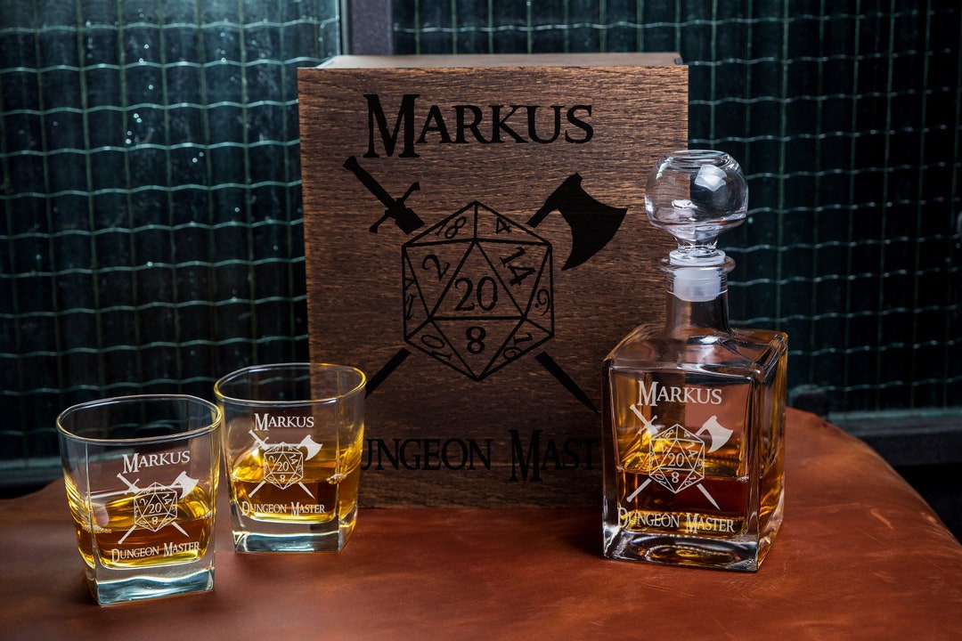 Personalized Whiskey Decanter Set: Gamer Gift in Oak Wood Box - Etsy