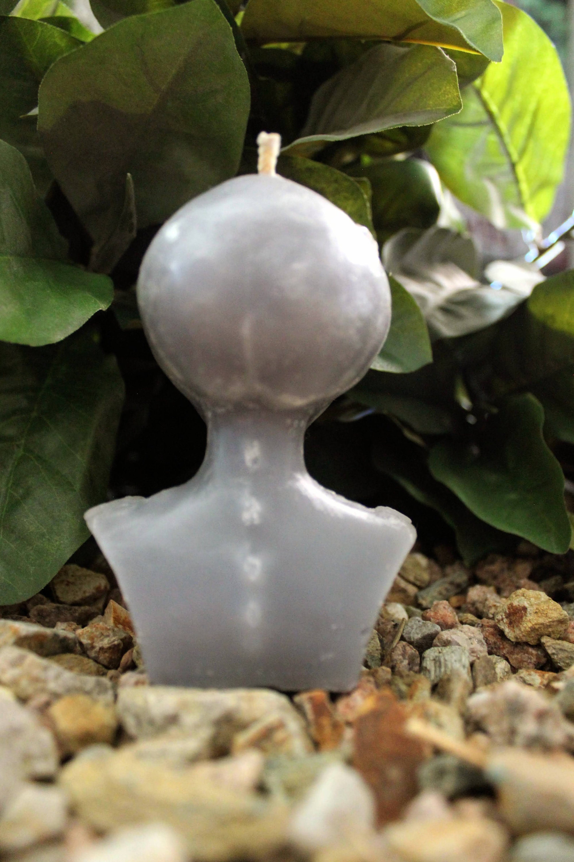 Alien Bust Candle - Etsy