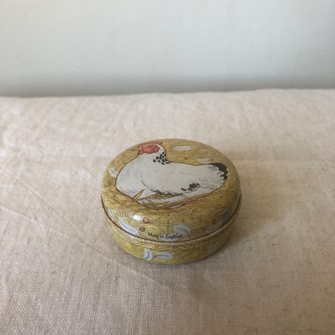 Chicken Tin - Hunkdory Tin - Hen and Chicks Tin - Small Round Hunkdory ...