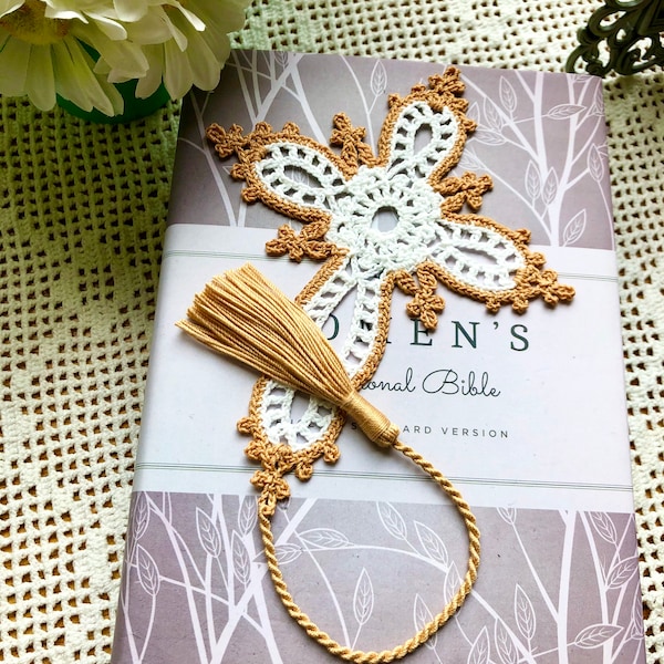 Crochet Bookmark - Etsy