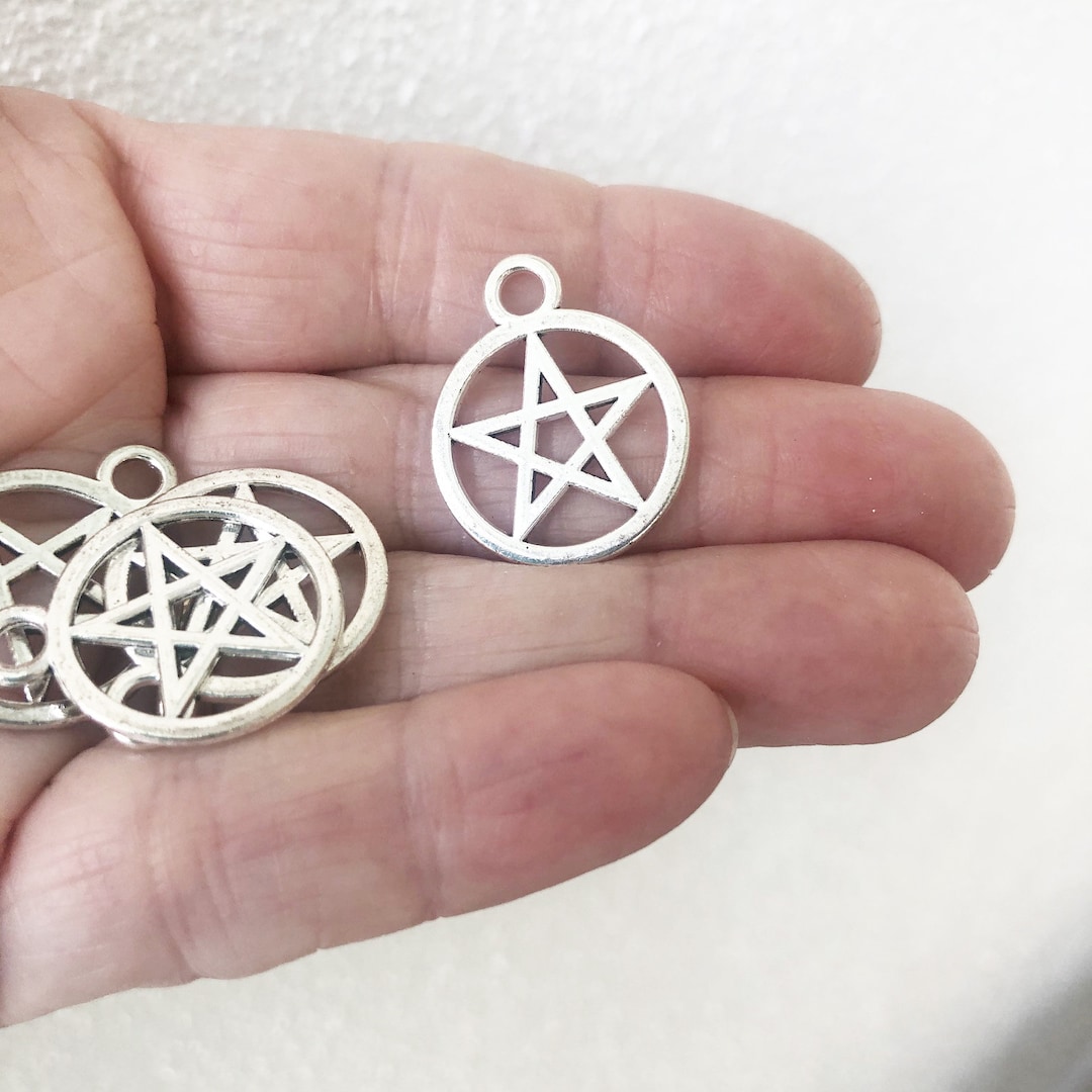 5 Pentacle Charms Silver Tone Pentagram Goth Wicca Charm - Etsy