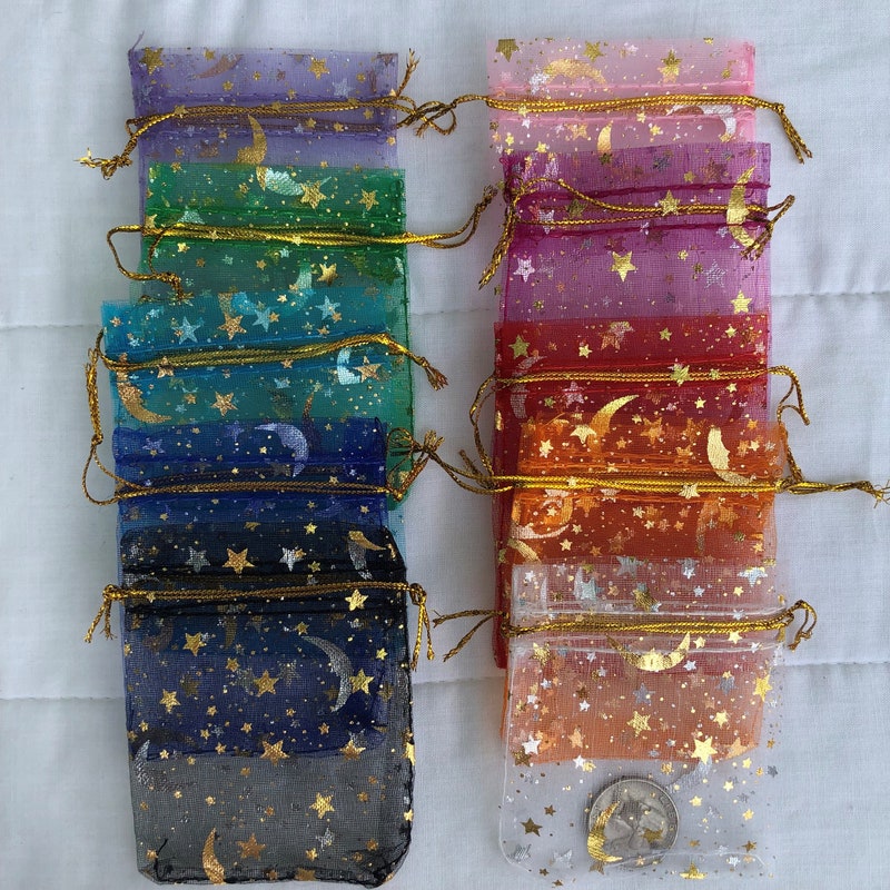 Small Gift Bags - 60+ Gift Ideas for 2025