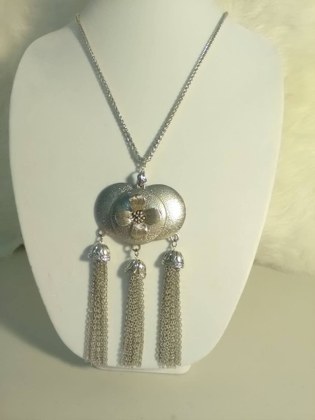 Unique Large Three Overlapping Orbs With a Central Flower and Three ...