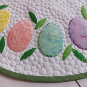 PDF Pattern Easter Eggs Quilted Table Topper, Digital PDF Pattern ...