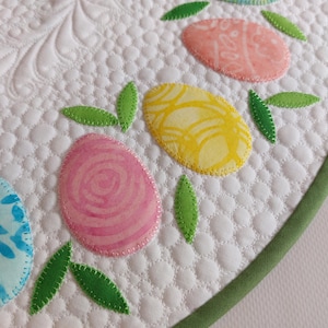 PDF Pattern Easter Eggs Quilted Table Topper, Digital PDF Pattern ...
