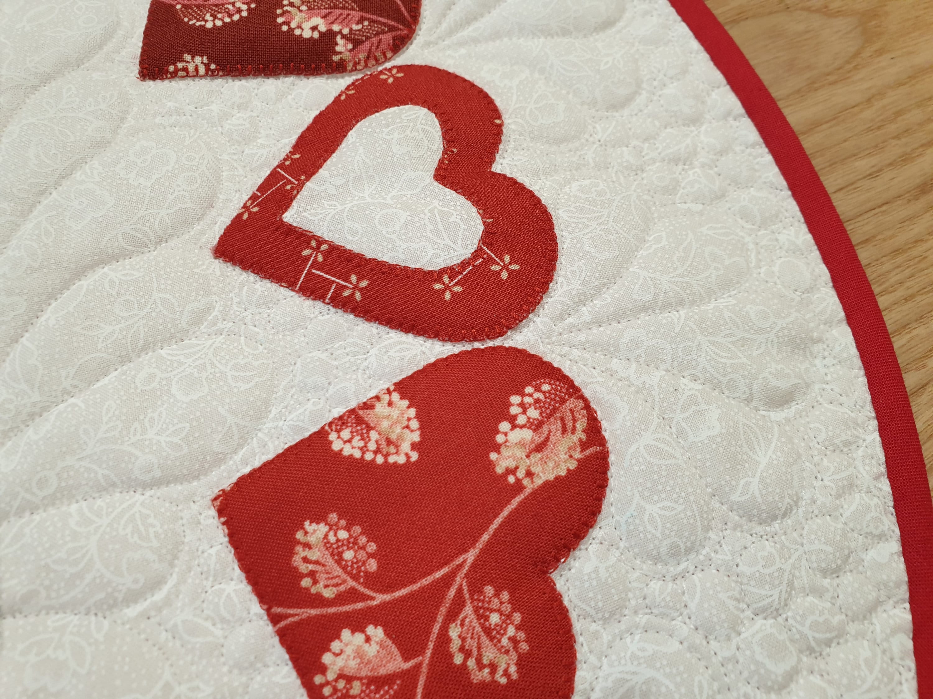 PDF Pattern Hearts Quilted Table Topper Digital PDF Pattern - Etsy