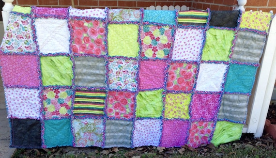 Multi-color Rag Quilt 69x45 Pink Quilt Cotton and Flannel | Etsy