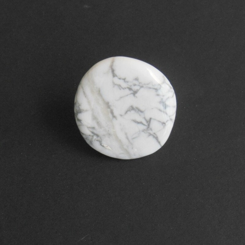 Howlite Knobs - Etsy