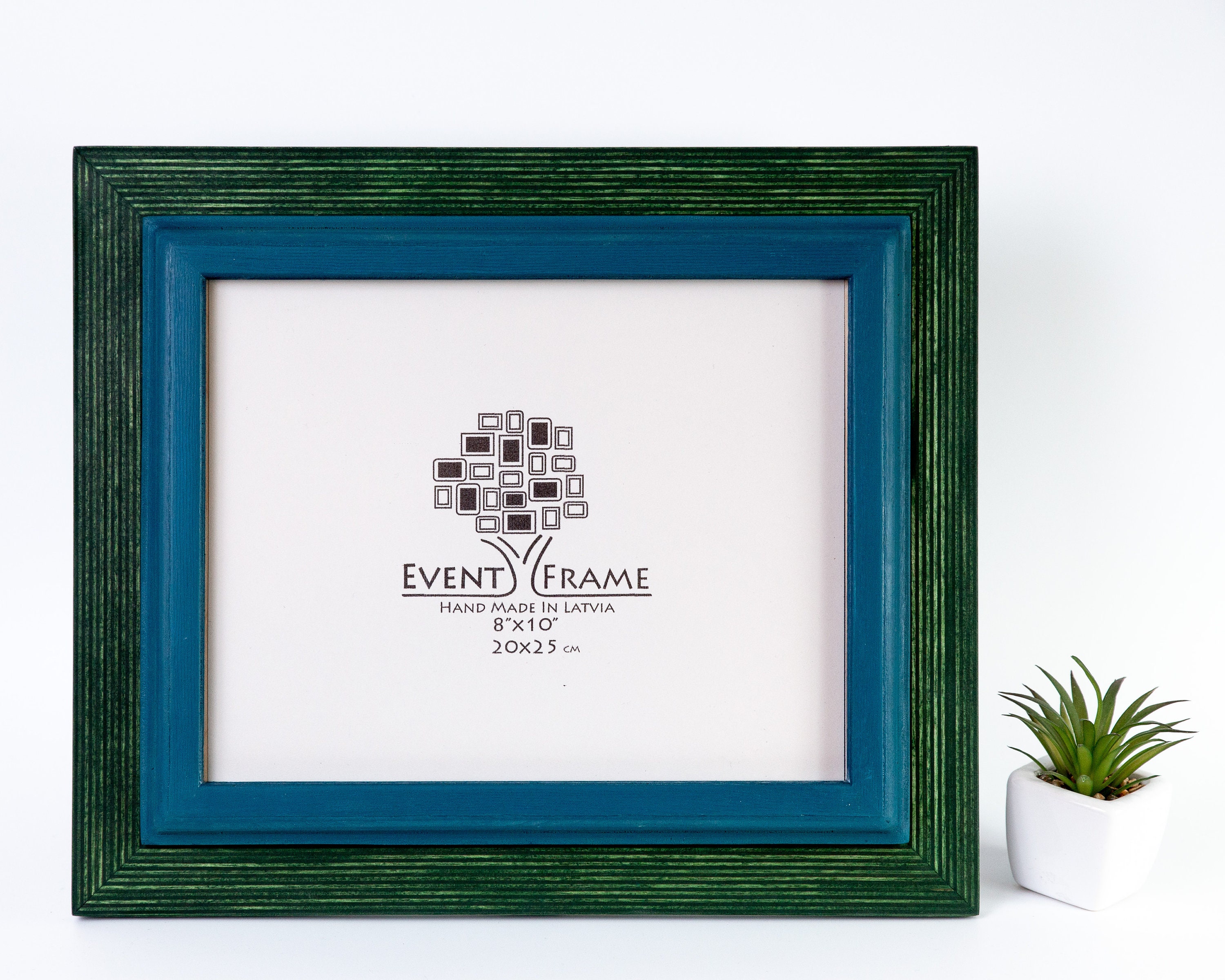 GreenBlue Picture Frames Custom Wood Frames for Family | Etsy