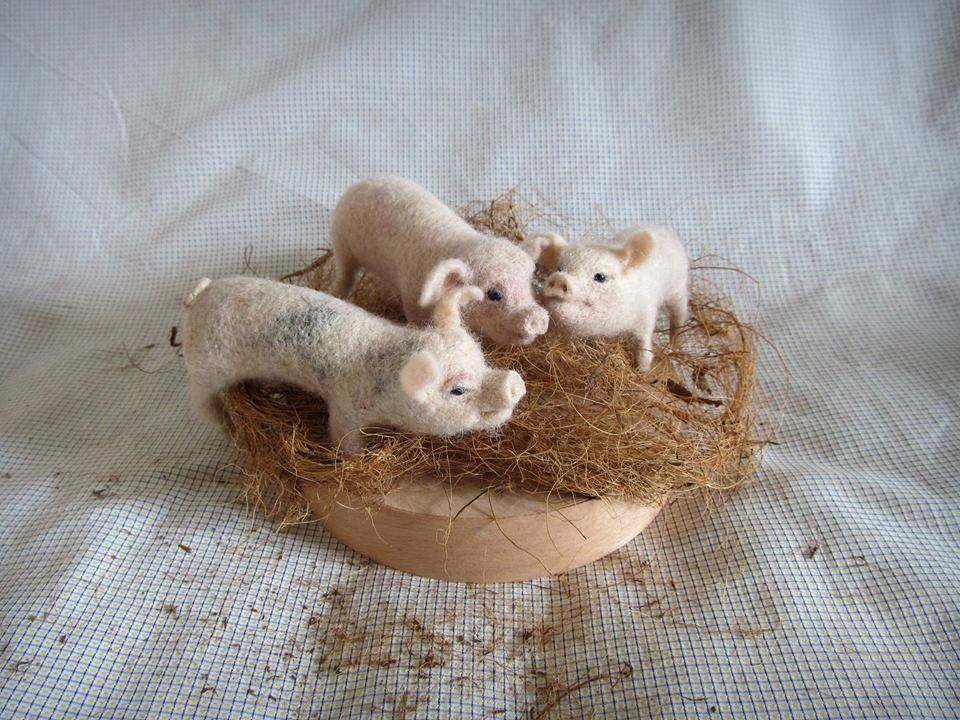 Needle Felted Pig and Piglets - Etsy