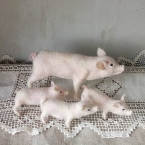 Needle Felted Pig and Piglets - Etsy