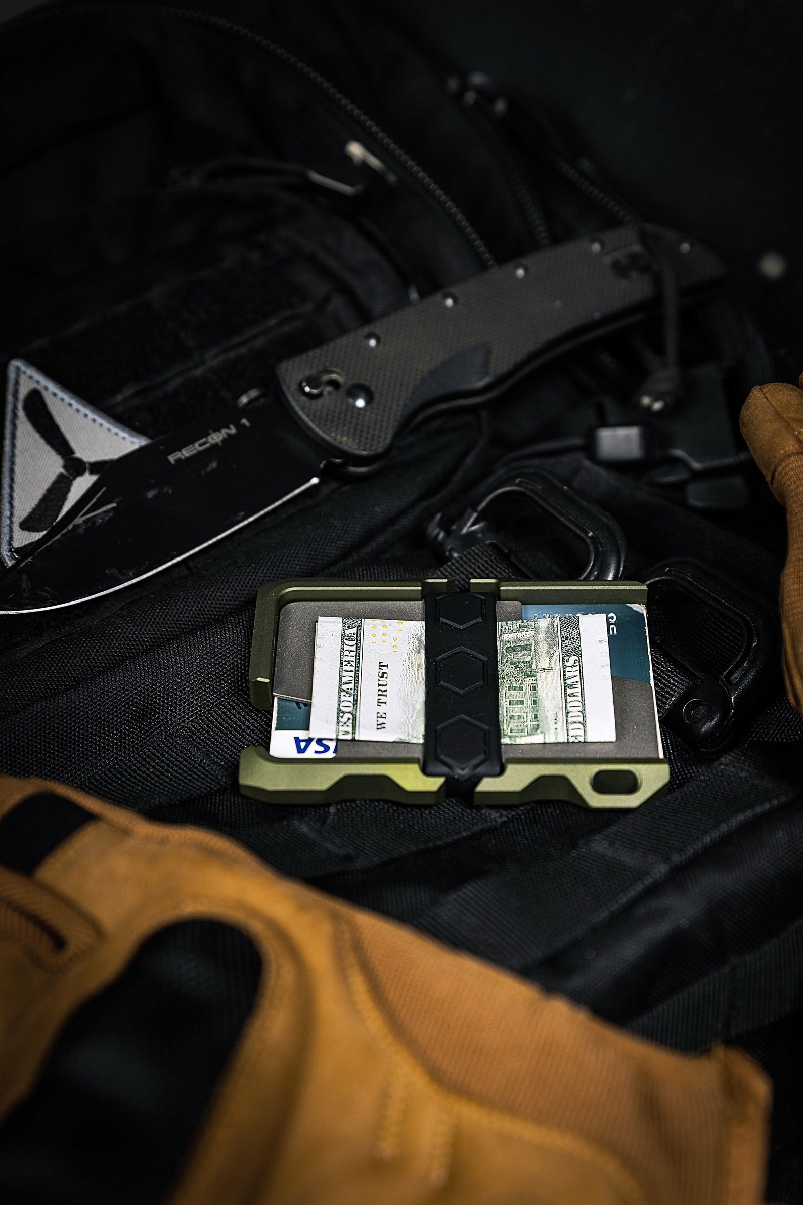 Tactical EDC Minimalist Slim Wallet by CALTI, RFID Protect, Mens Wallet ...