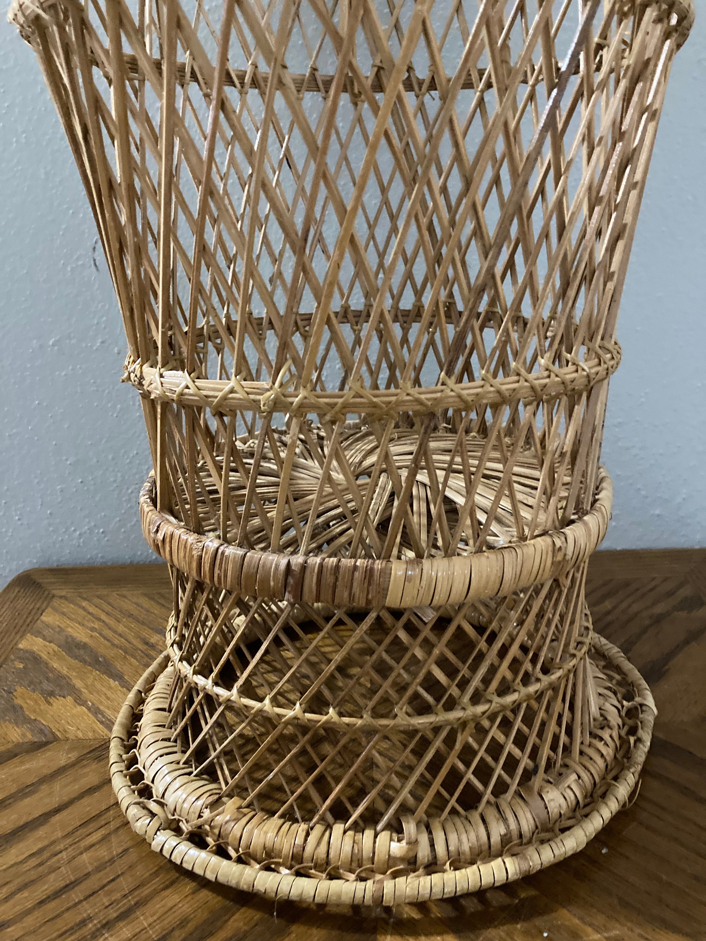 Vintage Wicker Plant Stand - Etsy