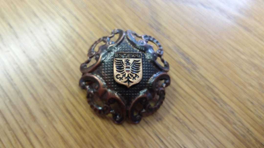 Vintage Austria Coat of Arms Cap Badge Brooch Kitsch Chic Boho Souvenir ...
