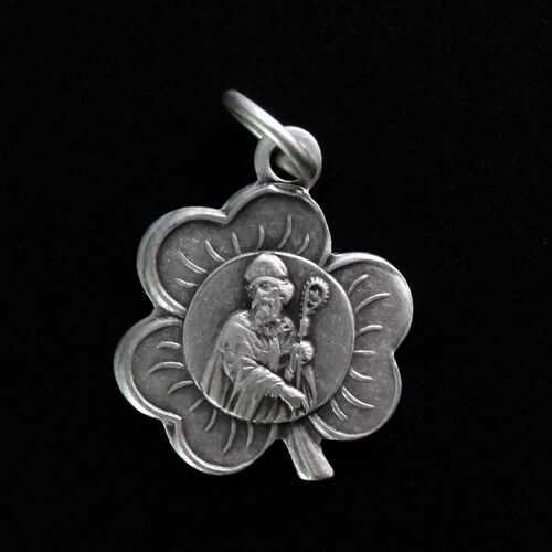 St. Patrick Shamrock Shaped Charm Symbol of Holy Trinity - Etsy