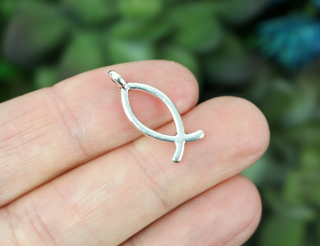 Silver Jesus Fish Charms Christian Ichthys Symbol Pendant 19mm Long ...