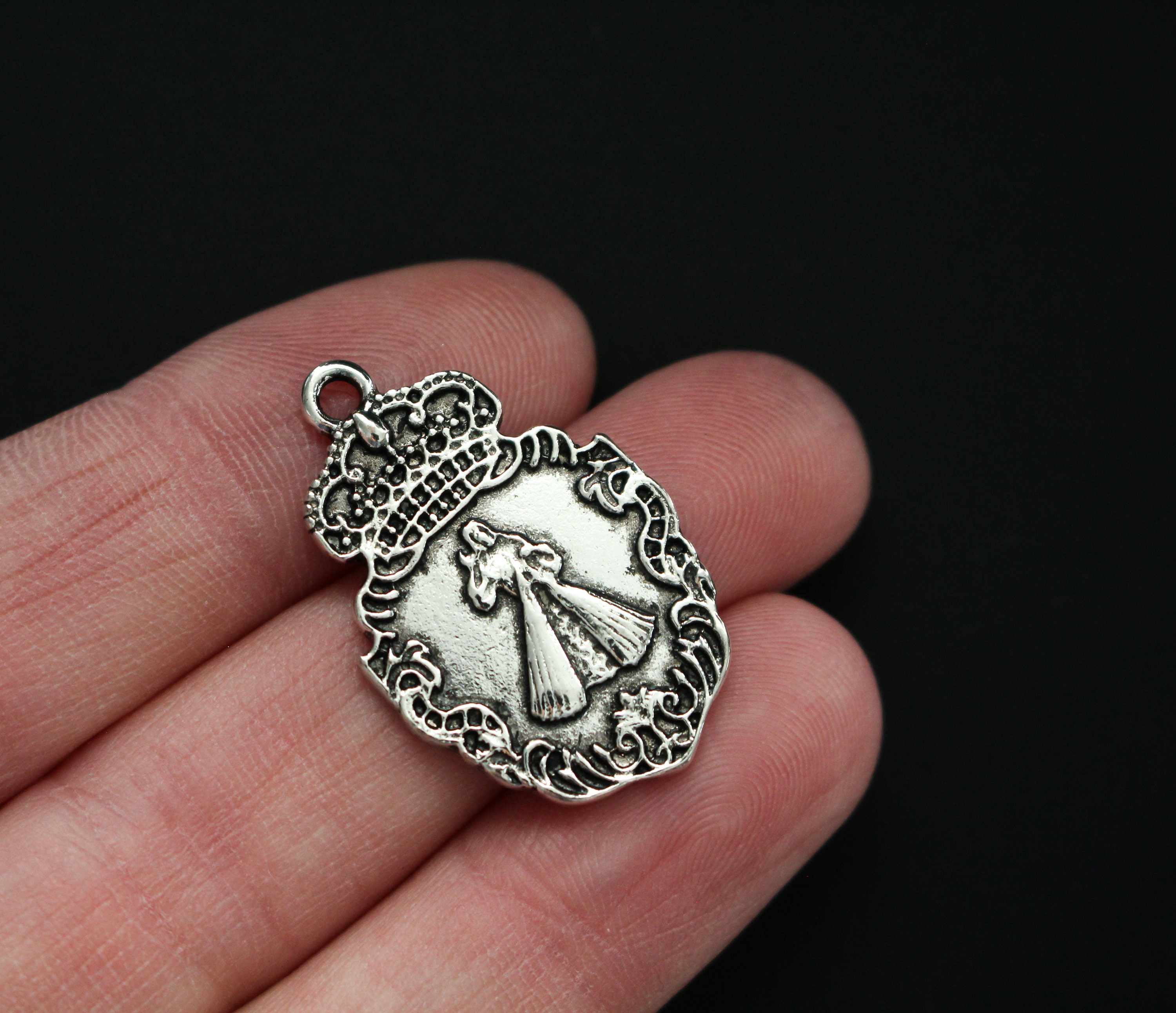 Divine Mercy of Jesus Medal - Ornate Devotional Crown Pendant 1-1/8 ...