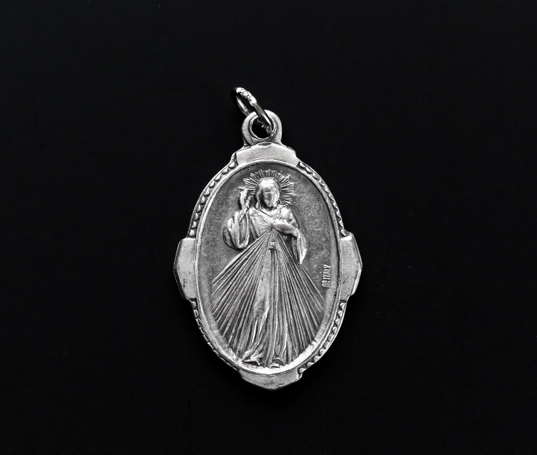 Divine Mercy of Jesus Medal With Deluxe Ornate Border - Jesus, I Trust ...