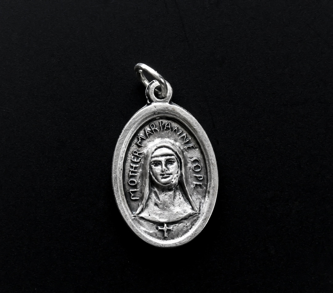Saint Marianne Cope Medal - Patron of Lepers, Outcasts and HIV/AIDS ...
