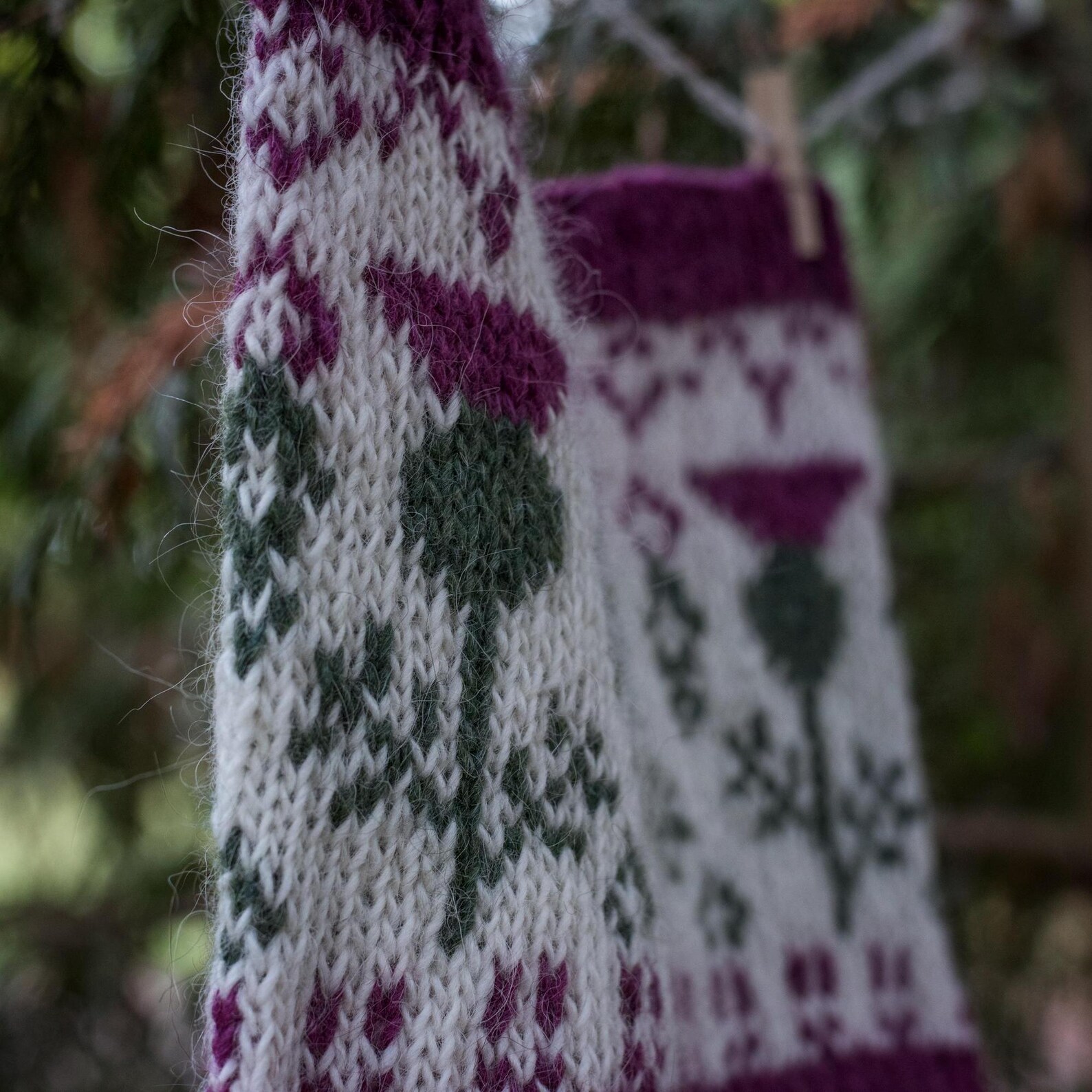 Scottish Thistle Cowl Knitting Pattern, Scottish Floral Neck Warmer ...