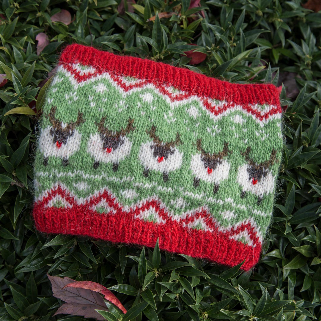 Cowl Knitting Pattern, Festive Sheep Fair Isle Neck Warmer, Holiday ...