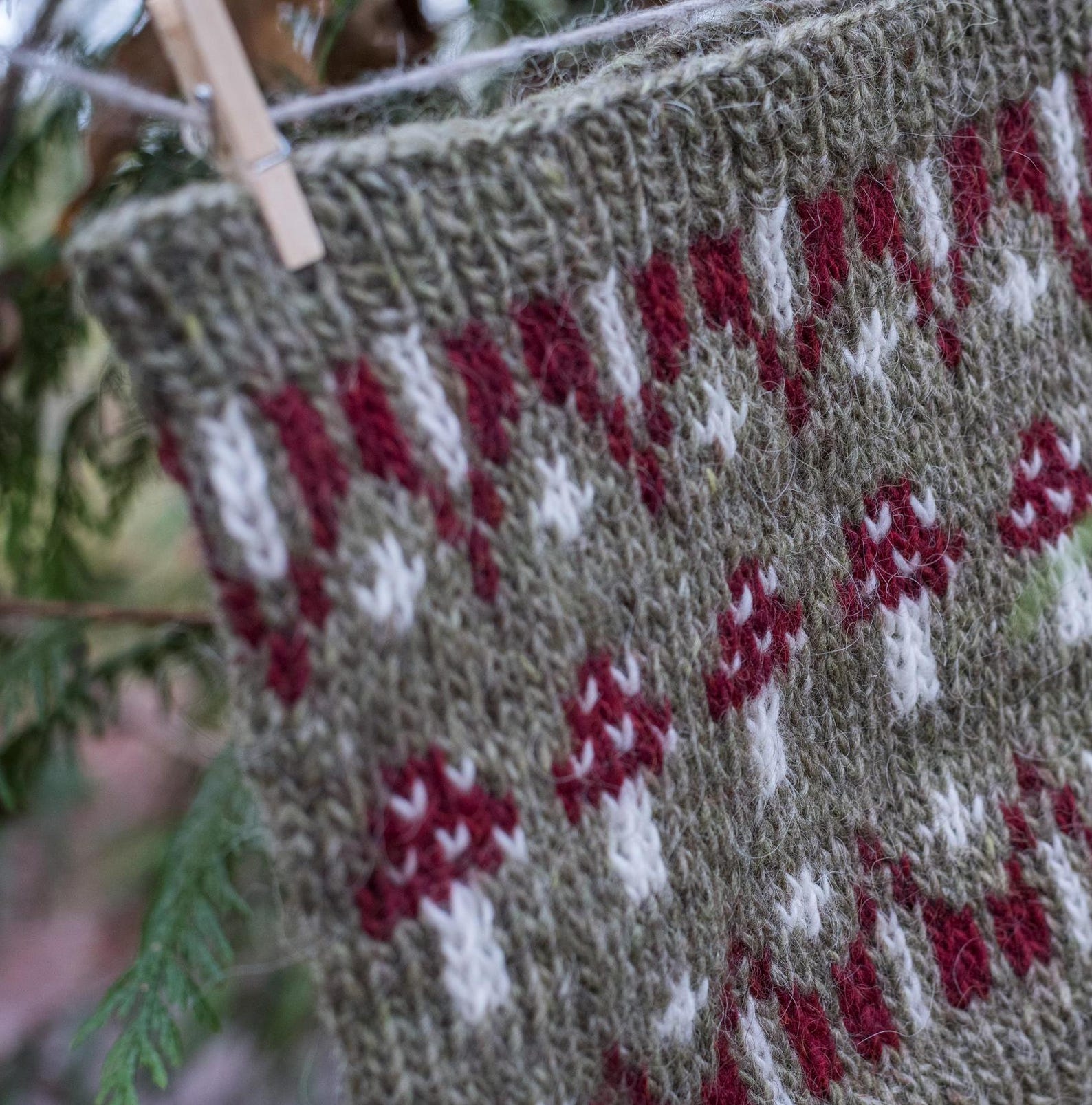Mushroom Cowl Knitting Pattern, Fair Isle Circular Knit, Stranded ...