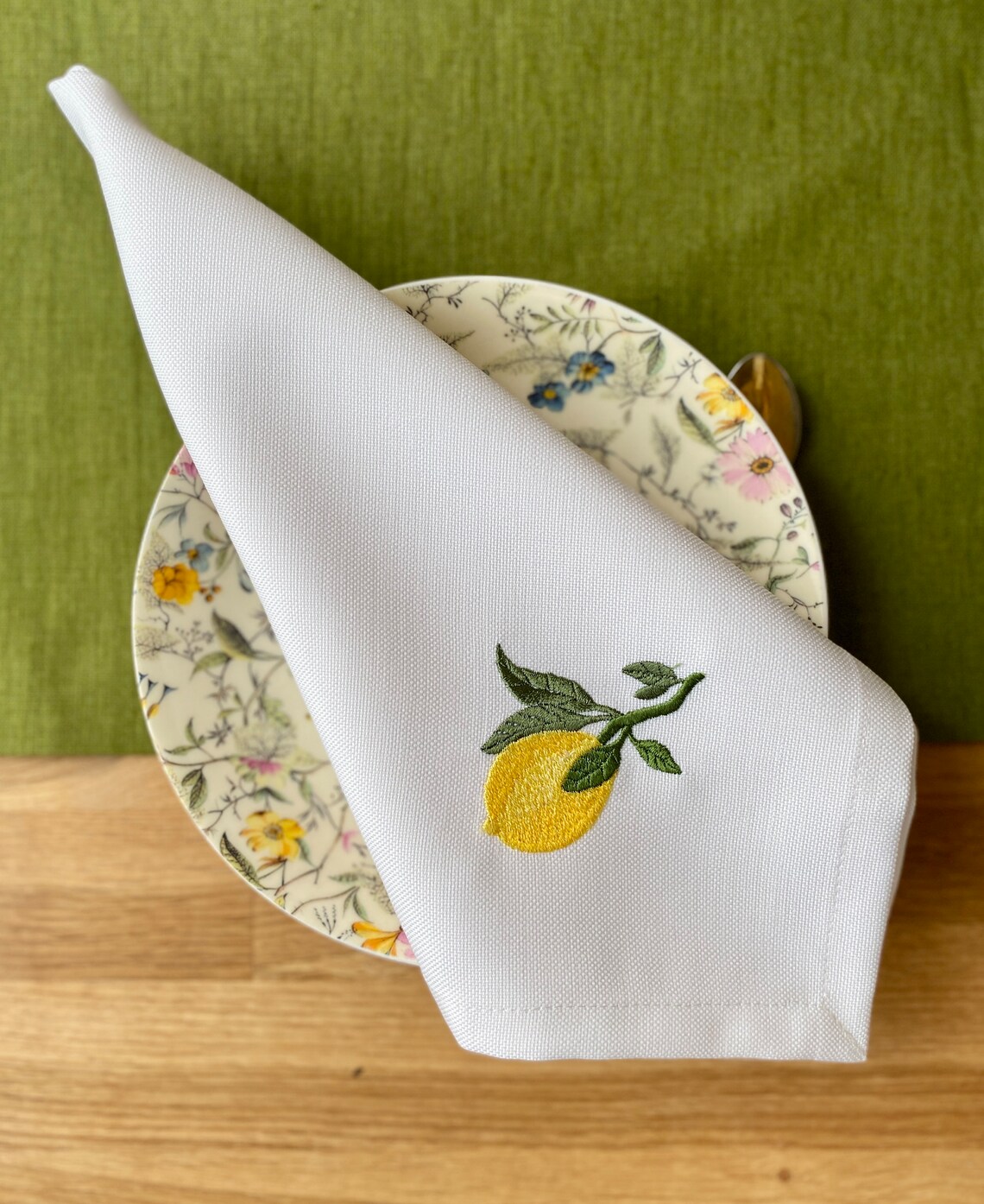 White Linen Napkin With Lemon Embroidery Dinner Napkin Set of - Etsy