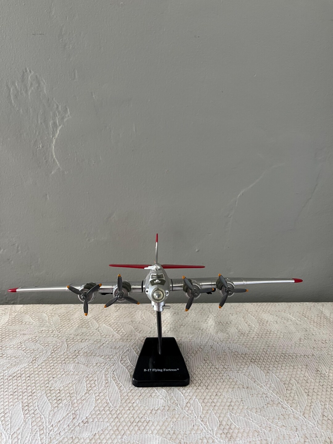 B-17 Flying Fortress Model Plane - Etsy