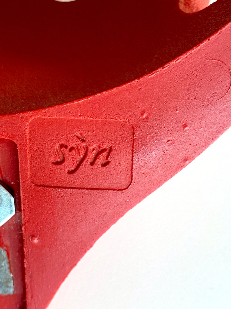 OUTLOOK ZEICO Unique Fun SYN Wall Hook Coat Hanger - Etsy