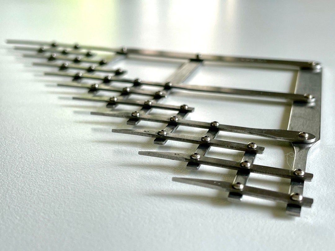 Vintage DI-EQUAL DIVIDER 11 Point Equal Spacing Divider 6 Vintage DI-EQUAL DIVIDER 11 Point Equal Spacing Divider 6